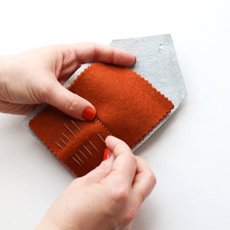Handmade Leather Needle Case – Stitch Happy.
